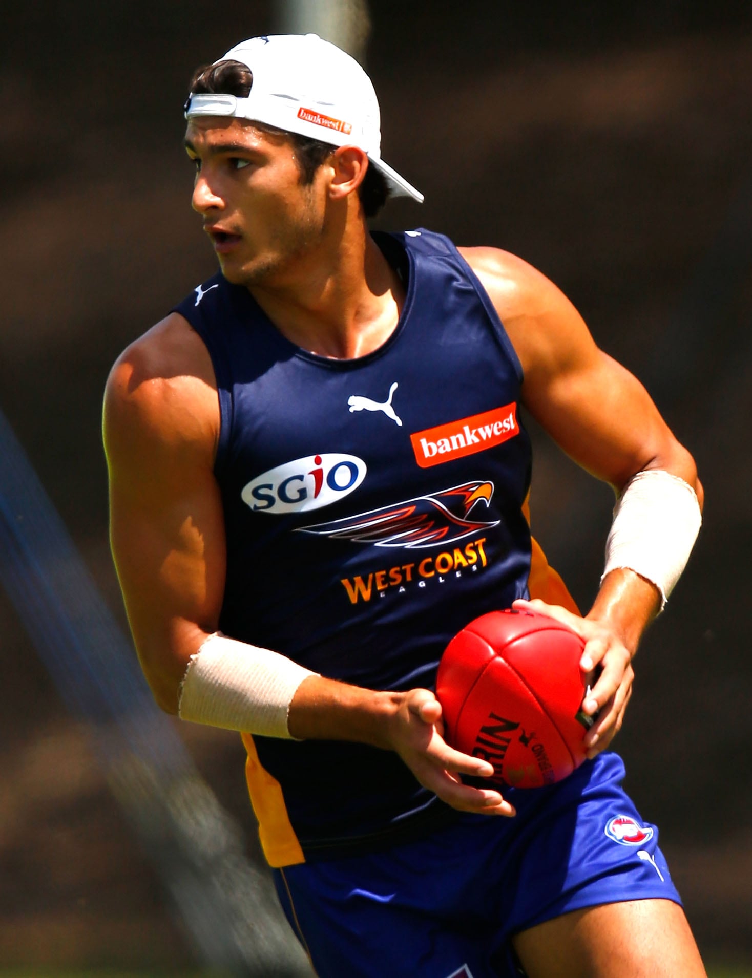 Wellingham through unscathed
