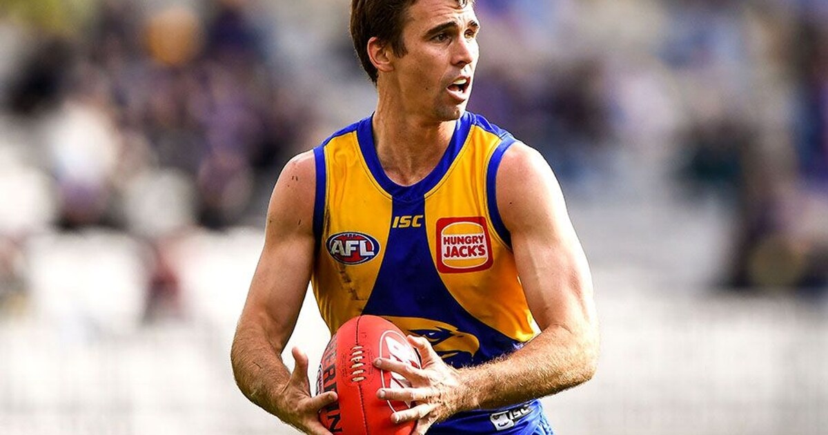 Cripps leaves hub to welcome first bub