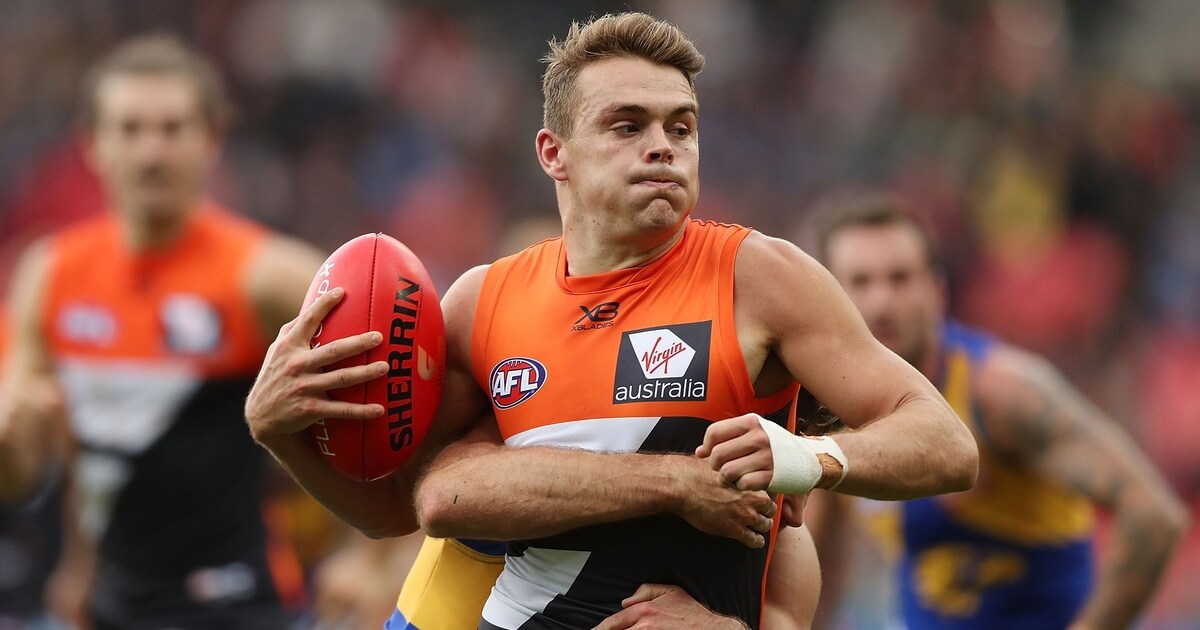 Eagles eye Giants small Langdon