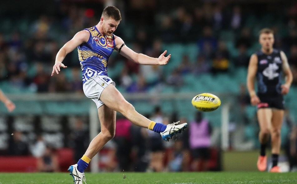 Team announcement: Young back called in