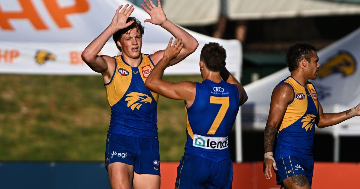 Dixon signs with West Coast