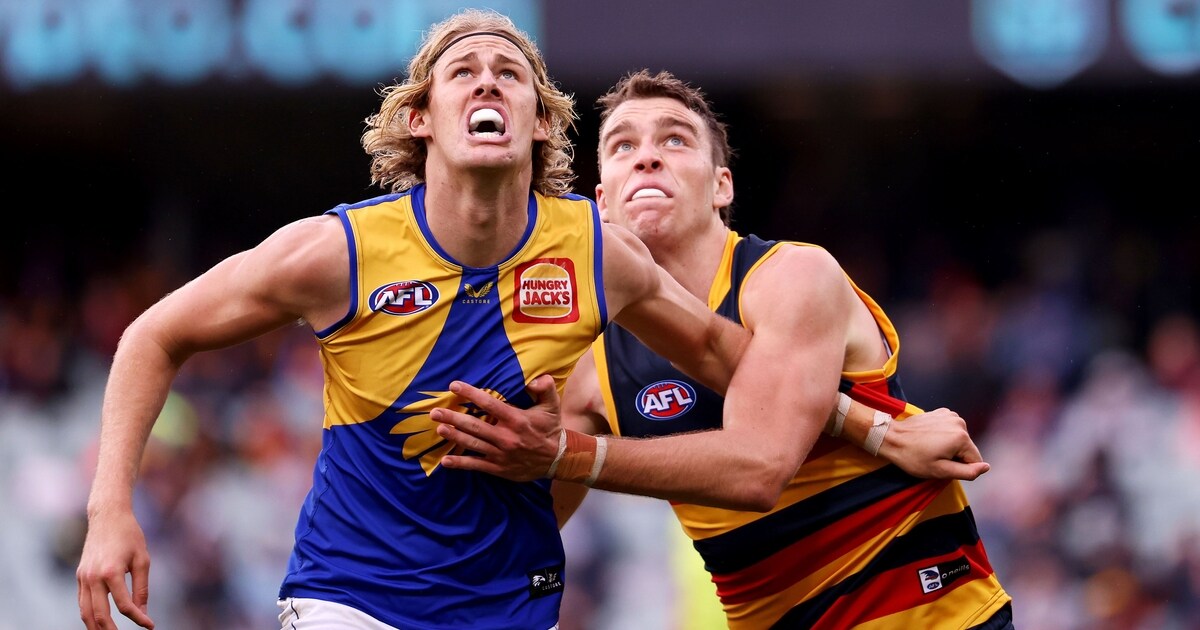 Emerging pair impress Nic Nat