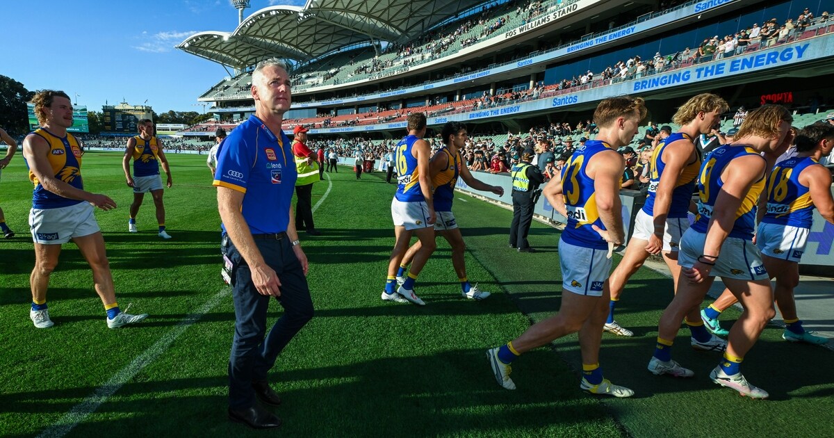 Signs of new identity showing: Simpson