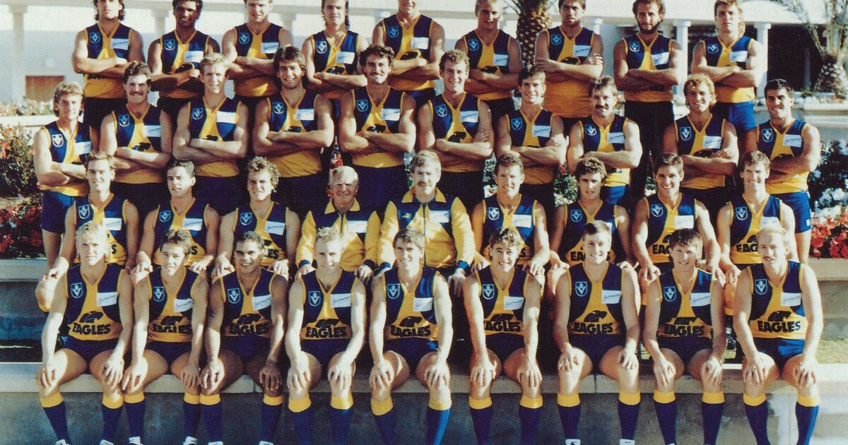 Inaugural squad honoured on Sunday